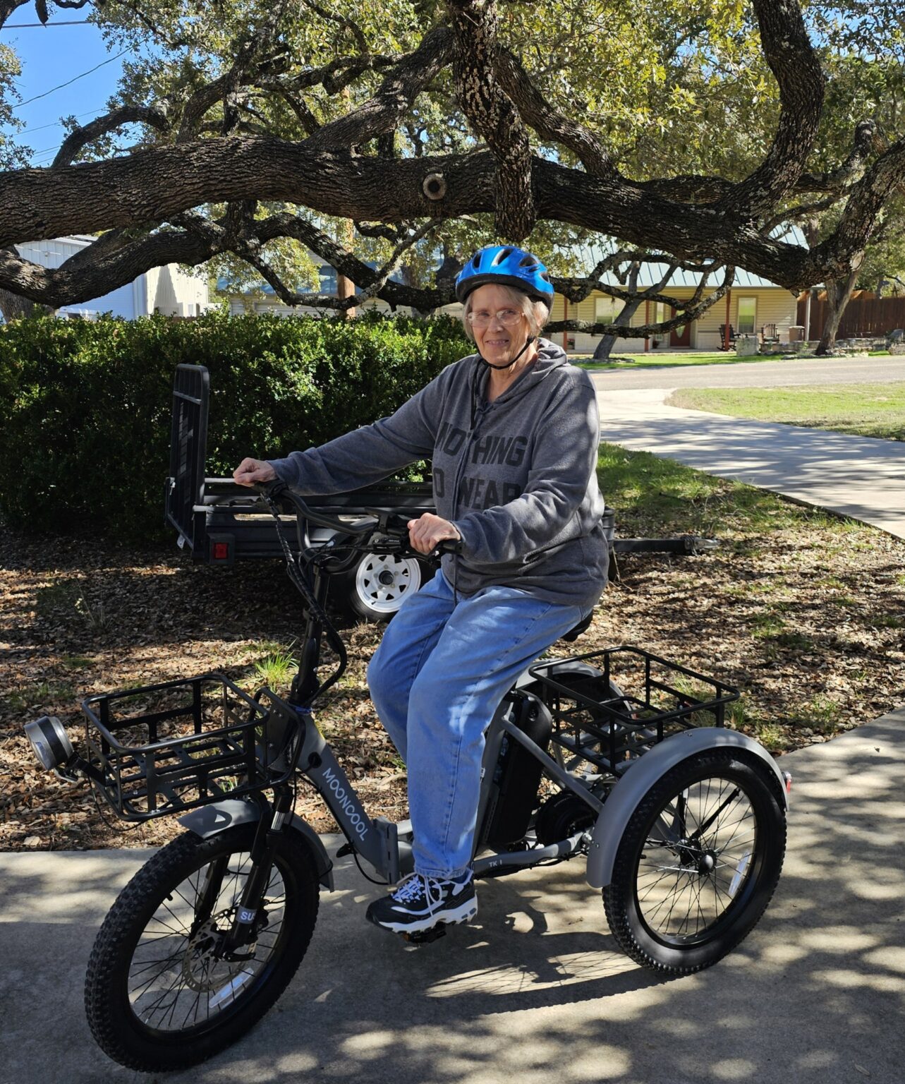 Can Senior Citizens Enjoy Riding an E-trike? – Mooncool E-trikes and E ...